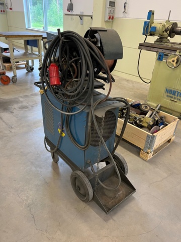 Elga welding DR-260 with Miller Matic feeder 10E - PS Auction - We ...