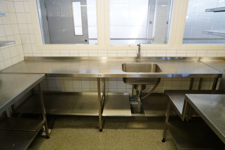Stainless bench with hob and mixer - PS Auction - We value the future ...