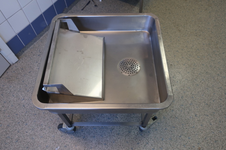 Rostfri tvättho på hjul - Auktioner online - Nätauktioner ...