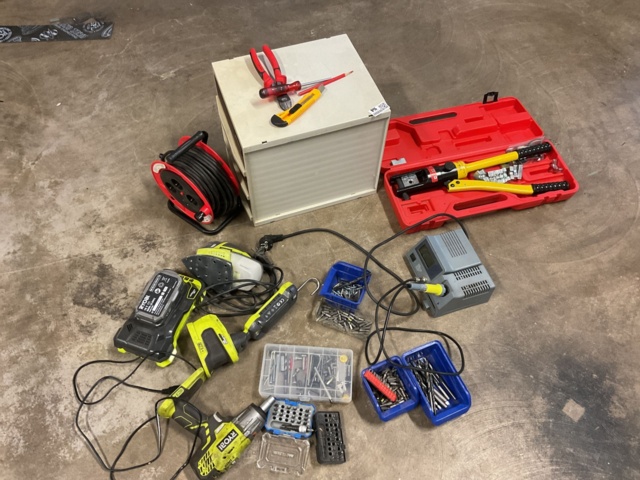 Various hand tools - PS Auction - We value the future - Largest in net ...