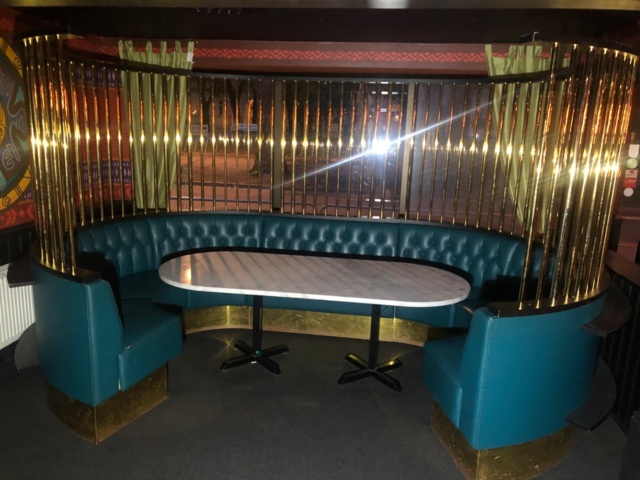 1 VIP Sofa & 1 Marble Table - PS Auction - We value the future ...