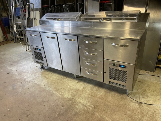 Cold storage bench with double cooling channels, 6 drawers, 2 cupboards ...