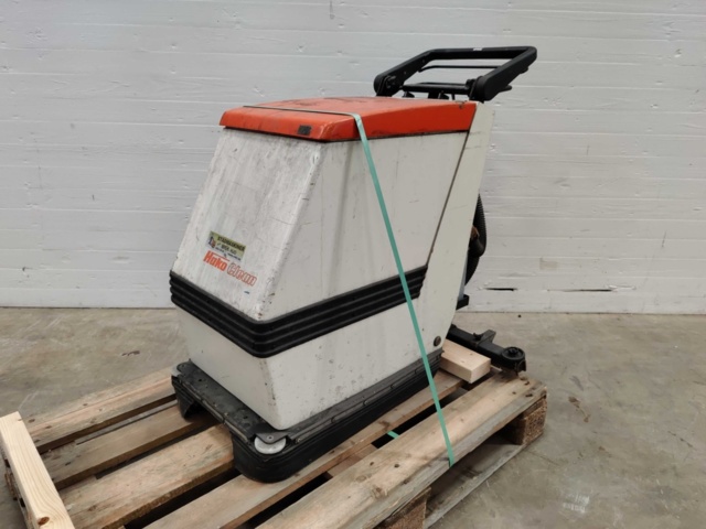 Scrubber Hako Hakomatic B53 LS - PS Auction - We value the future ...
