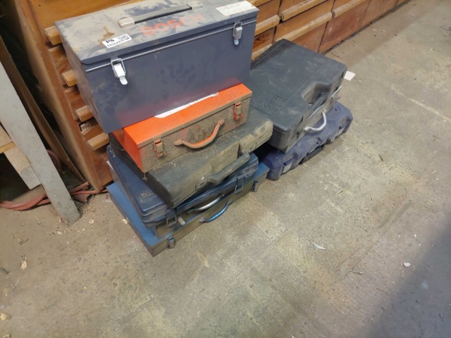 Machine boxes - PS Auction - We value the future - Largest in net auctions