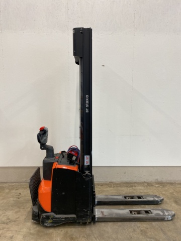 Stacker BT SWE140L - PS Auction - We value the future - Largest in net ...
