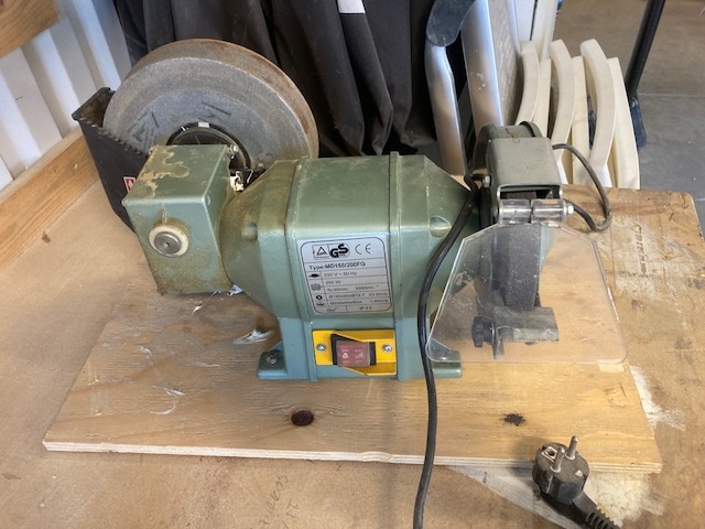 Bench grinder, MD150/200FG - PS Auction - We value the future - Largest ...