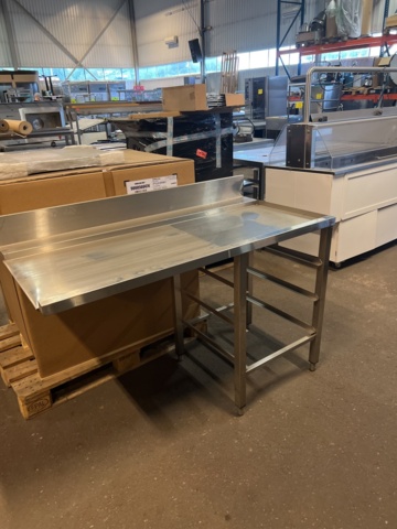 Delivery bench right, approx. 140 x 70 x 90 cm - PS Auction - We value ...