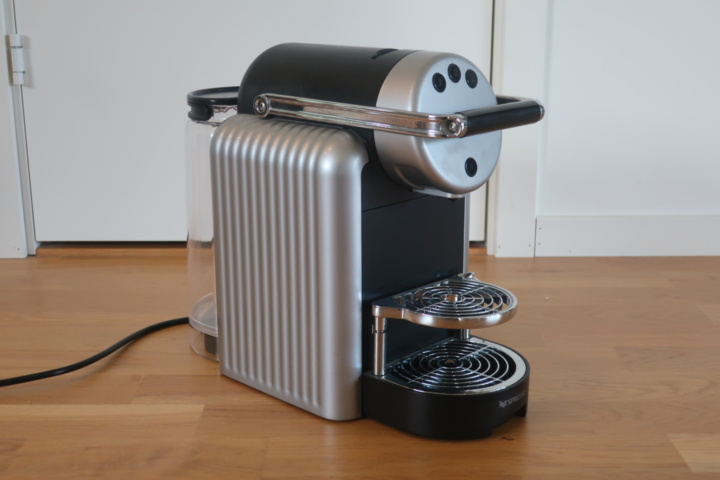 Kaffemaskin (kapsel) - Nespresso Pro Zenius 9737G - Auktioner online ...