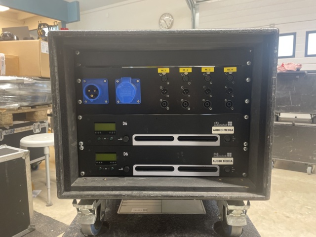2 pcs D6 Amplifier NL4 with case - PS Auction - We value the future ...