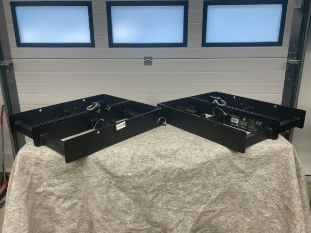 2 T Flying frames - PS Auction - We value the future - Largest in net ...