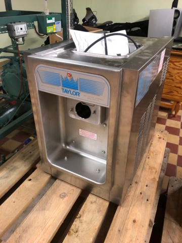 Soft Ice Cream Maker - Taylor 152 - PS Auction - We value the future ...