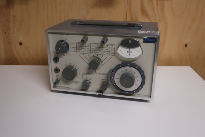 Universal Bridge TF 2700, Marconi Instruments - PS Auction - We value ...