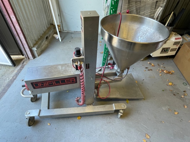 Dosing machine, Unifiller, Universial 1000i - PS Auction - We value the ...