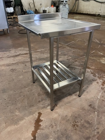 Small dispensing bench, grid undershelf. About 60x65x90cm - PS Auction ...
