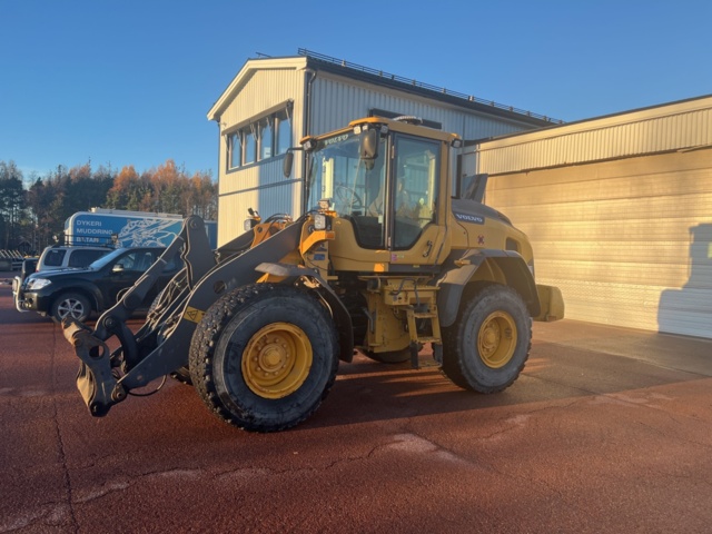 Wheel loader Volvo L60H 2015, 3995 hours - PS Auction - We value the ...