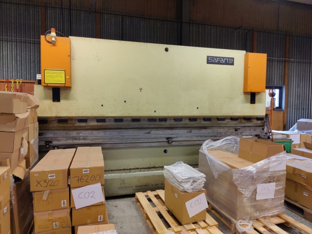 Edge press Safan UCK150-4300 - PS Auction - We value the future ...