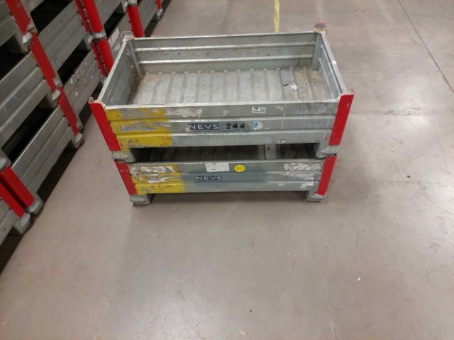 V -Container 244 1000x600x340 20 pcs - PS Auction - We value the future ...