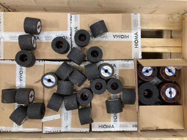 Assortment of grinding bowls Hioma M20 - PS Auction - We value the ...