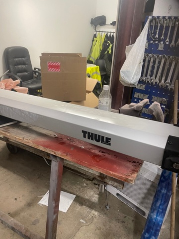 Thule pipe box for electricians/plumbers etc - PS Auction - We value ...