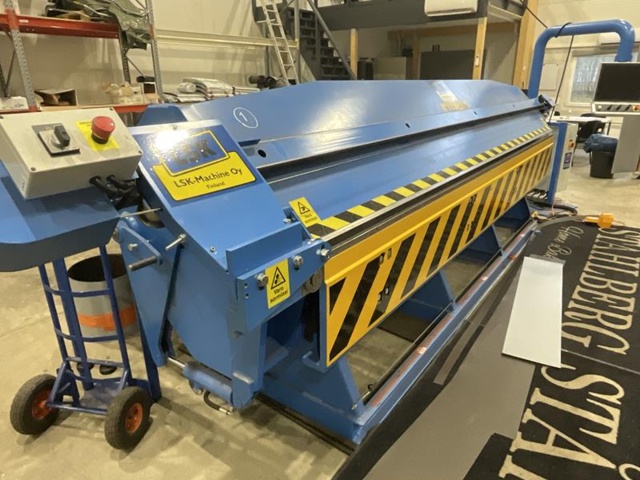 LSK HK-40 CNC Folding Machine - PS Auction - We value the future - Largest in net auctions