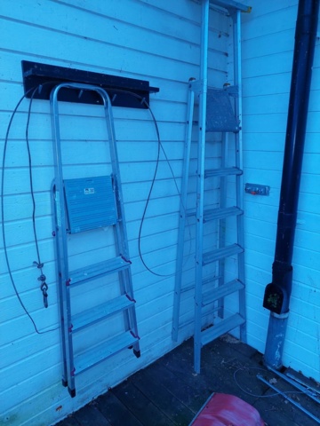 Step ladders 2 pcs. - PS Auction - We value the future - Largest in net ...