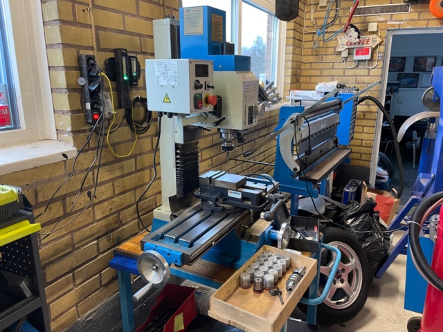 Bench milling machine HBM Machines BF 30 Vario with accessories - PS ...