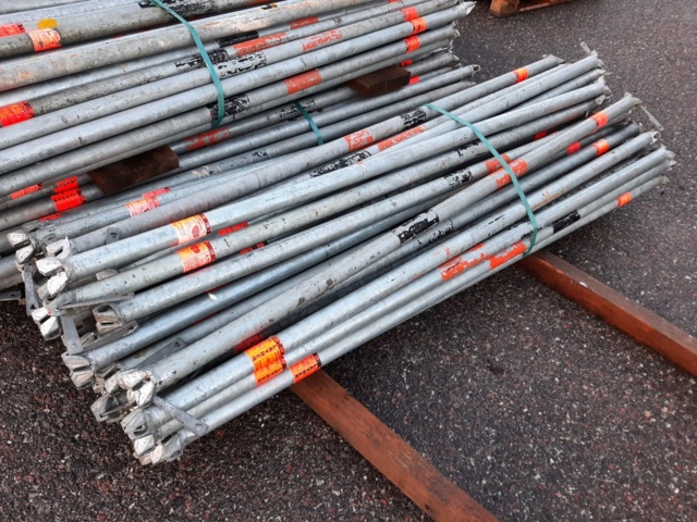 Horizontal brace 2m / approx. 50 pcs - Layher - PS Auction - We value ...