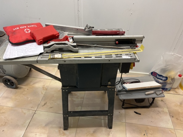 Split saw, large and small - PS Auction - We value the future - Largest ...