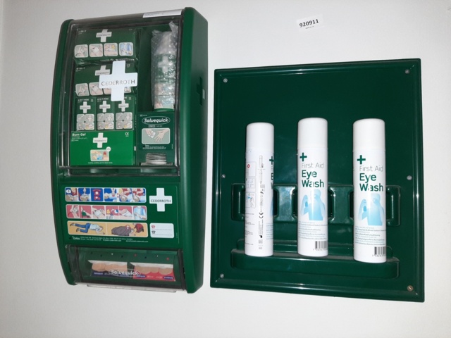 First aid chart and eyewash - PS Auction - We value the future ...