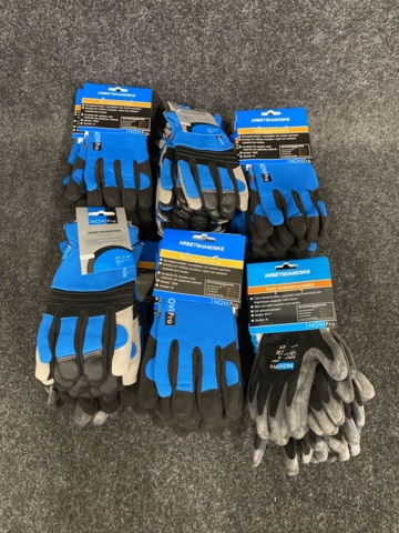 About 35 pairs of Novipro work gloves - PS Auction - We value the ...
