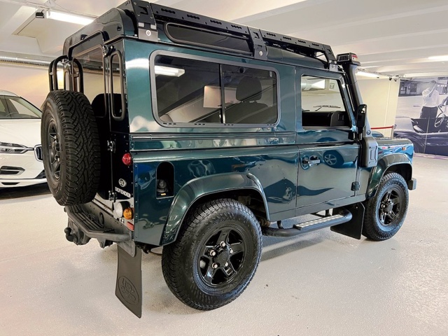 Land Rover Defender 90 Kombi 2.2 TD4 4x4 - 2015 - PS Auction - We value ...