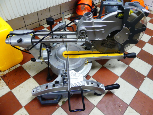 Table saw MEEC - PS Auction - We value the future - Largest in net auctions