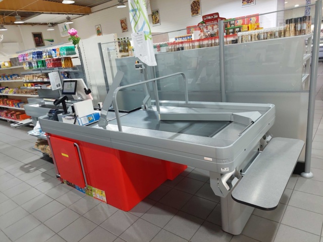 Cash desk with payment solution - PS Auction - We value the future ...