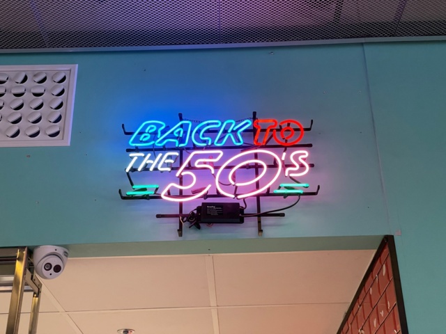 Neon sign Back To The 50s - PS Auction - We value the future - Largest ...