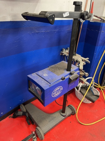 Light adjustment device HELLA - PS Auction - We value the future ...