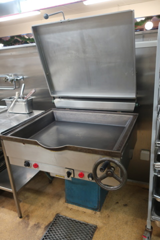 Roasting table, Vara - PS Auction - We value the future - Largest in ...