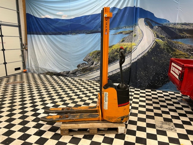 High lift Still EGV10 -2001 - PS Auction - We value the future - Largest in net auctions