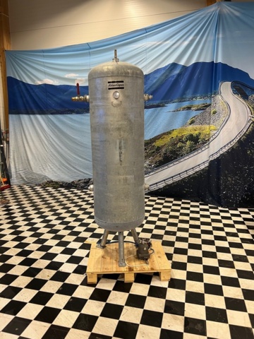Pressure tank Atlas Copco 500L, 11 bar with water separator - PS ...
