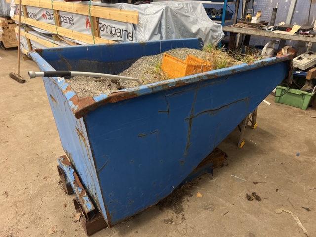 Dump container - PS Auction - We value the future - Largest in net auctions
