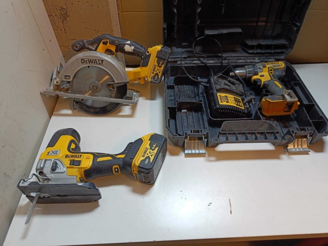 Circular saw, screwdriver & jigsaw DeWalt - PS Auction - We value the ...