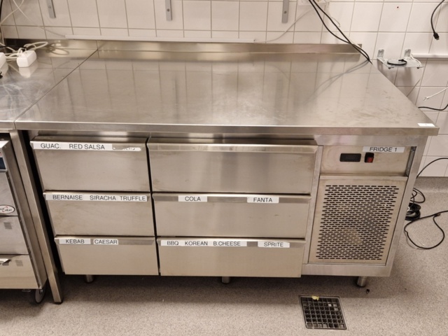 Cooling bench with drawers - PS Auction - We value the future - Largest ...