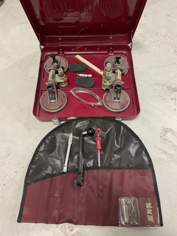 Tool Kits Roll Out 2000 - Car Glass Tools - PS Auction - We value the ...