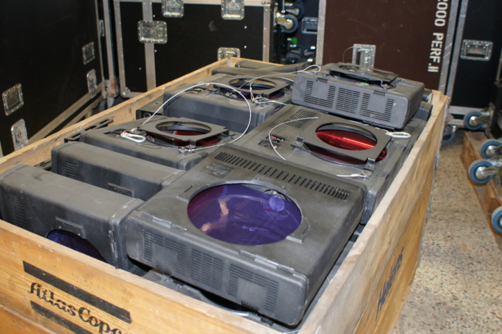 Scroller Chroma - 1 pallet with PSU - PS Auction - We value the future ...