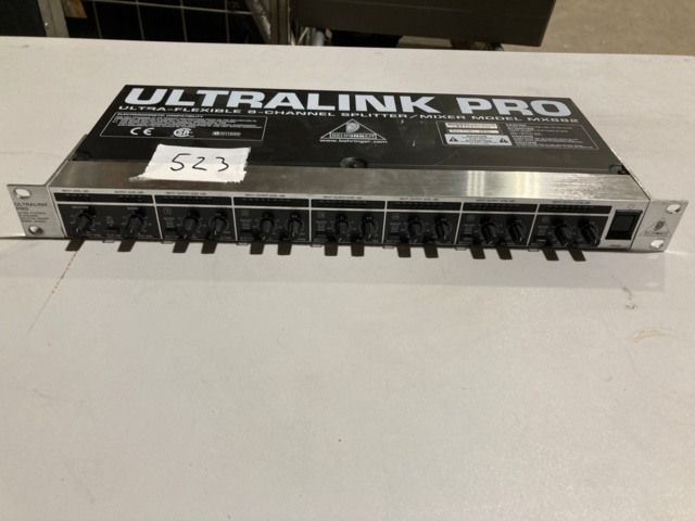 Behringer MX882 Ultralink Pro 8-Channel Splitter/Mixer - Ei pohjahintaa ...