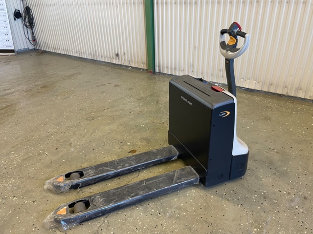 Low lifter Crown WP 3010, 3000 Series - unused - PS Auction - We value ...