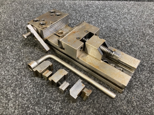 Machine vise Gerardi 150 mm - PS Auction - We value the future ...