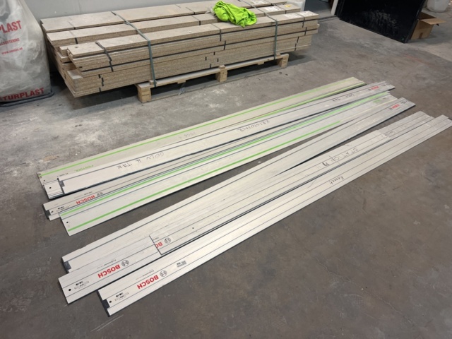 Styrskenor Bosch/festool 10 st - Auktioner online - Nätauktioner ...