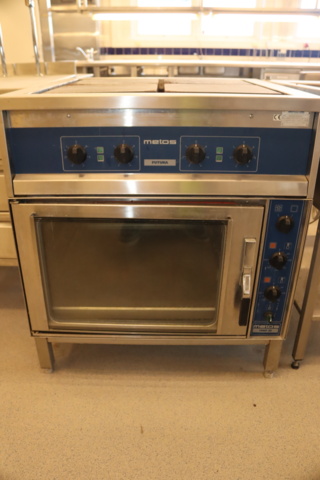 Stove Metos Futura with 4 plates + oven Metos Chef 22 - PS Auction - We ...