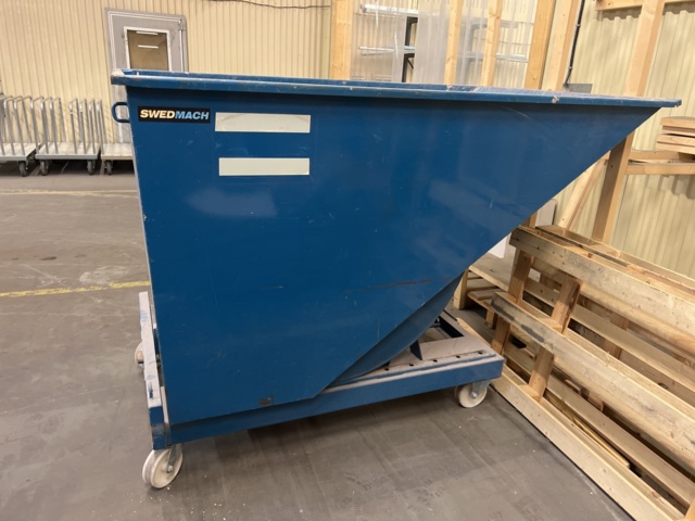 Dump container on wheels - PS Auction - We value the future - Largest ...