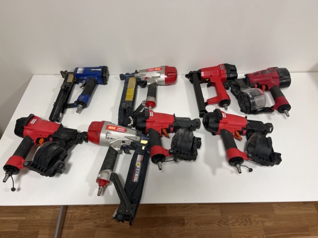 Pneumatic nail guns 8 Duo-fast, Superstapler and Haubold - PS Auction ...